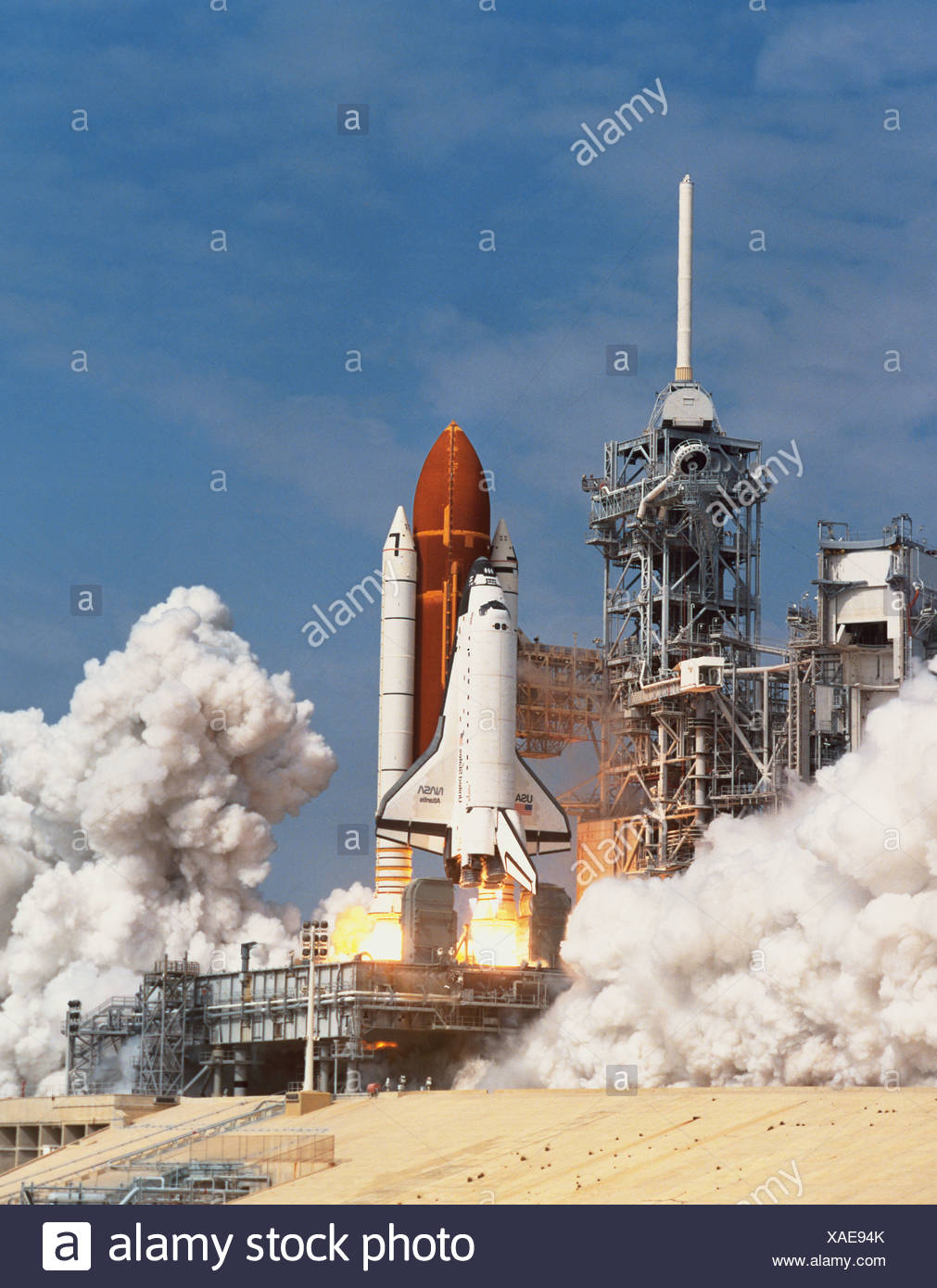 Nasa Space Shuttle Atlantis High Resolution Stock Photography and ...