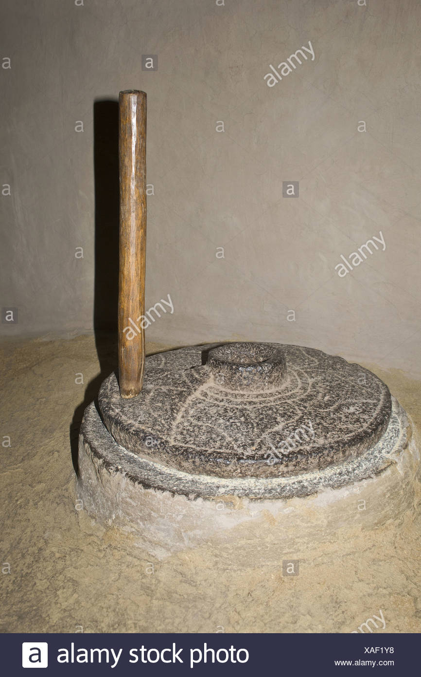 Indian Traditional Grinder High Resolution Stock Photography and Images ...