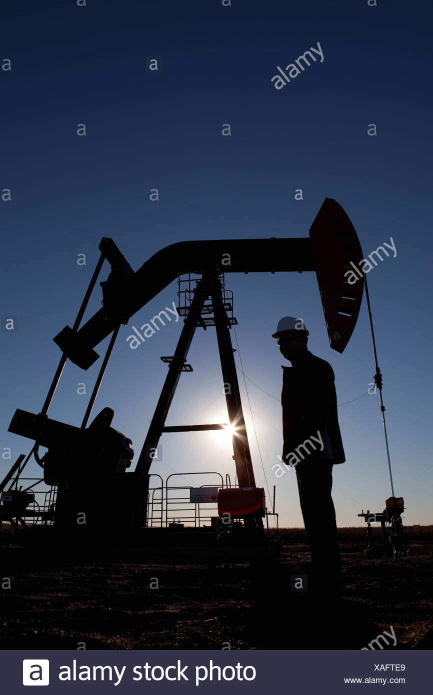 Oil Field Worker High Resolution Stock Photography and Images - Alamy