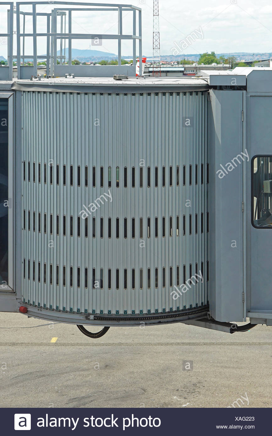 Jet Bridge Jetway Boarding High Resolution Stock Photography and Images ...