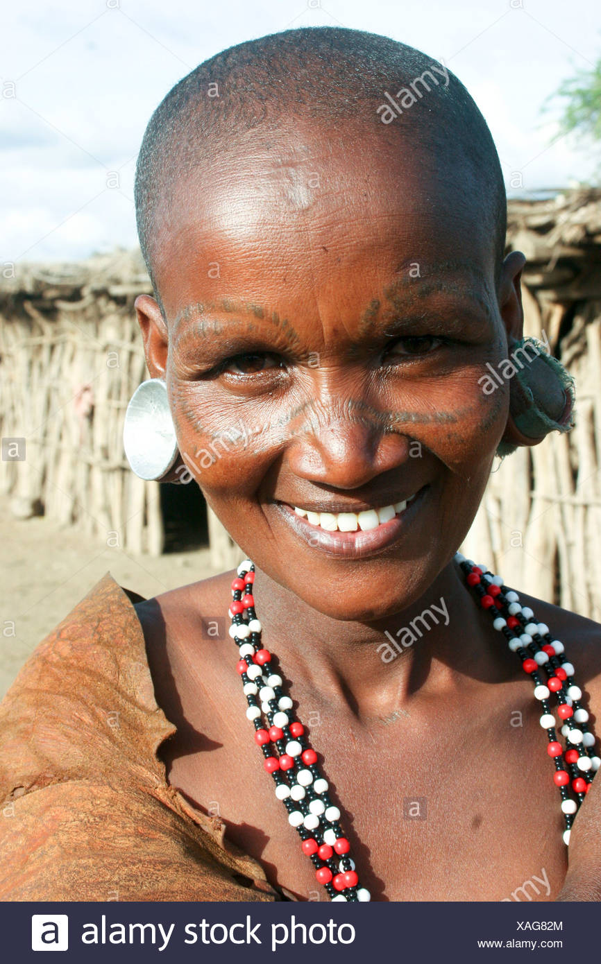 Female Tribe High Resolution Stock Photography and Images - Alamy