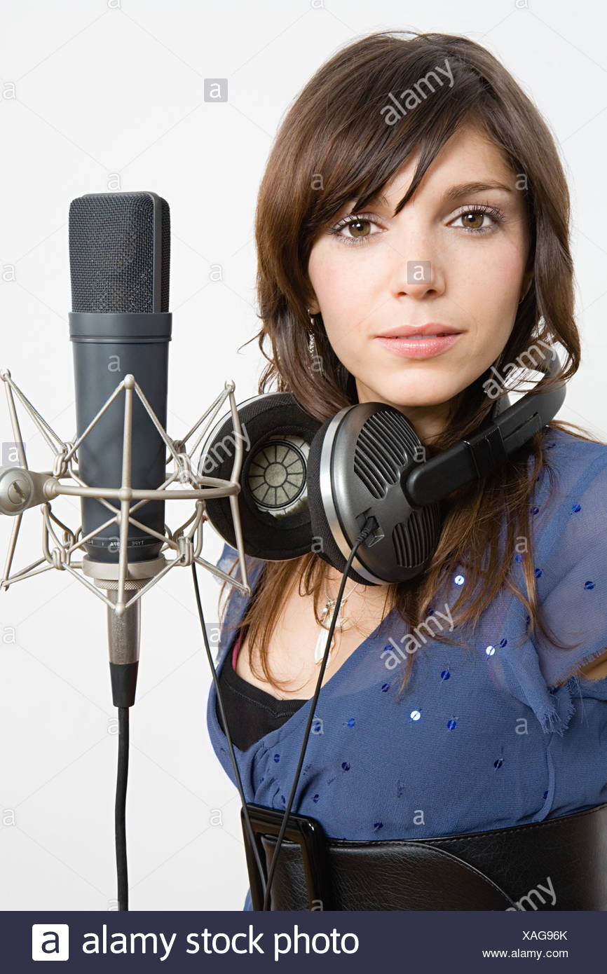 White Female Singer Stock Photos & White Female Singer Stock Images - Alamy