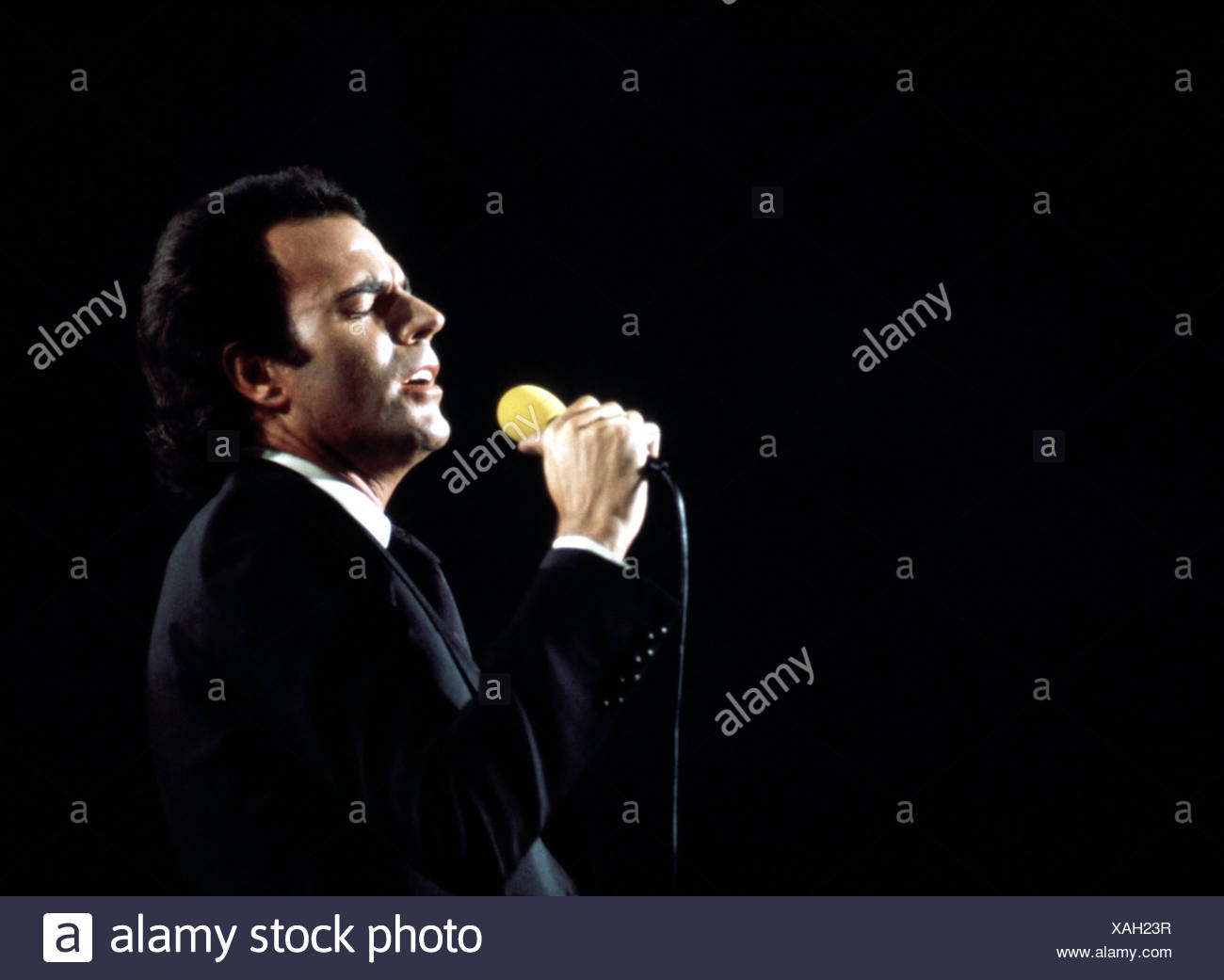 Julio Iglesias Spanish Singer Stock Photos & Julio Iglesias Spanish ...