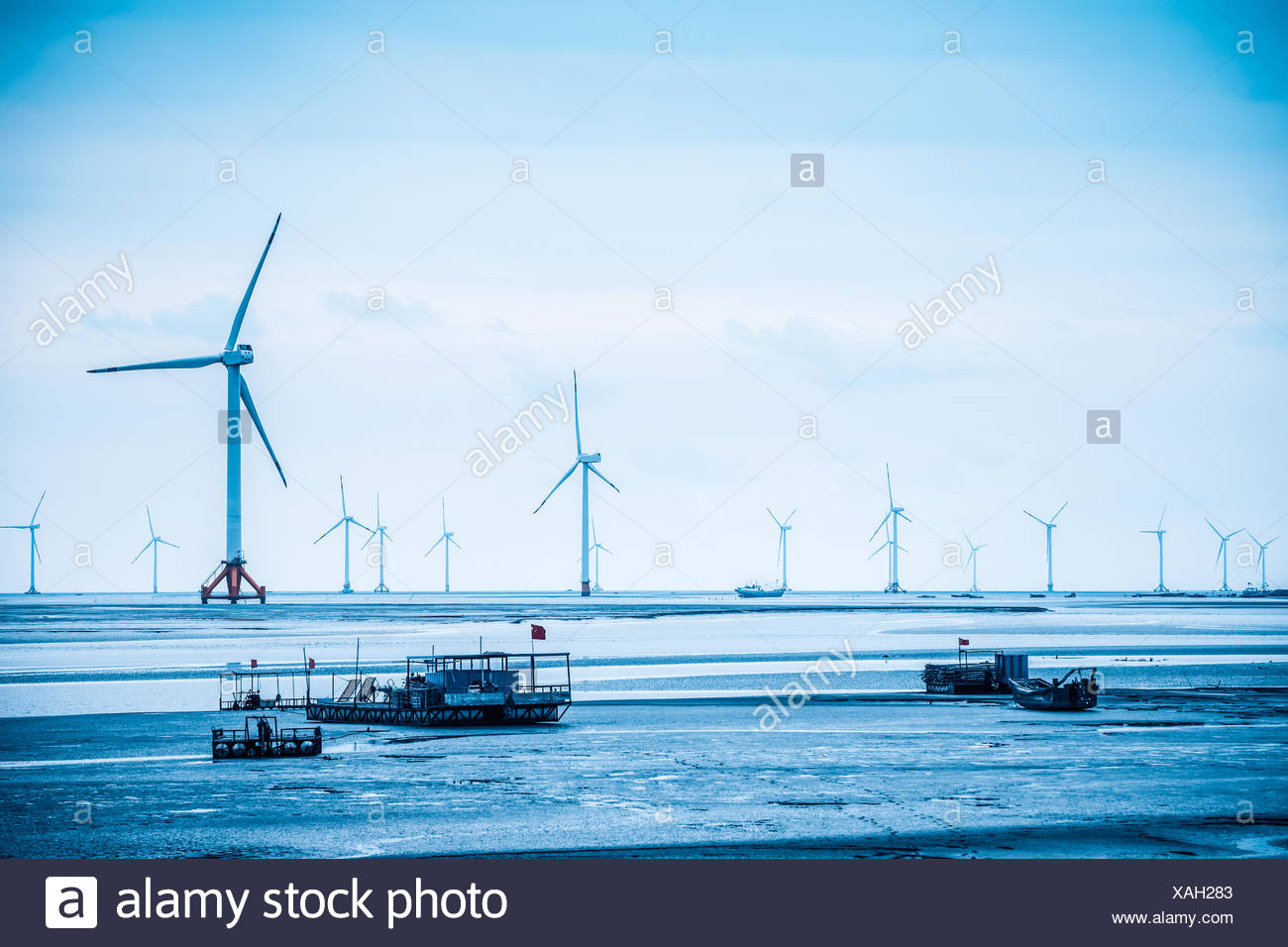 Coastal Wind Farm High Resolution Stock Photography and Images - Alamy