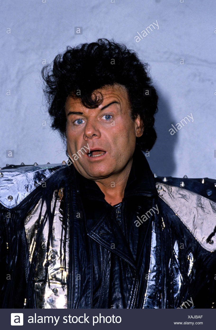 Pop Singer High Resolution Stock Photography and Images - Alamy