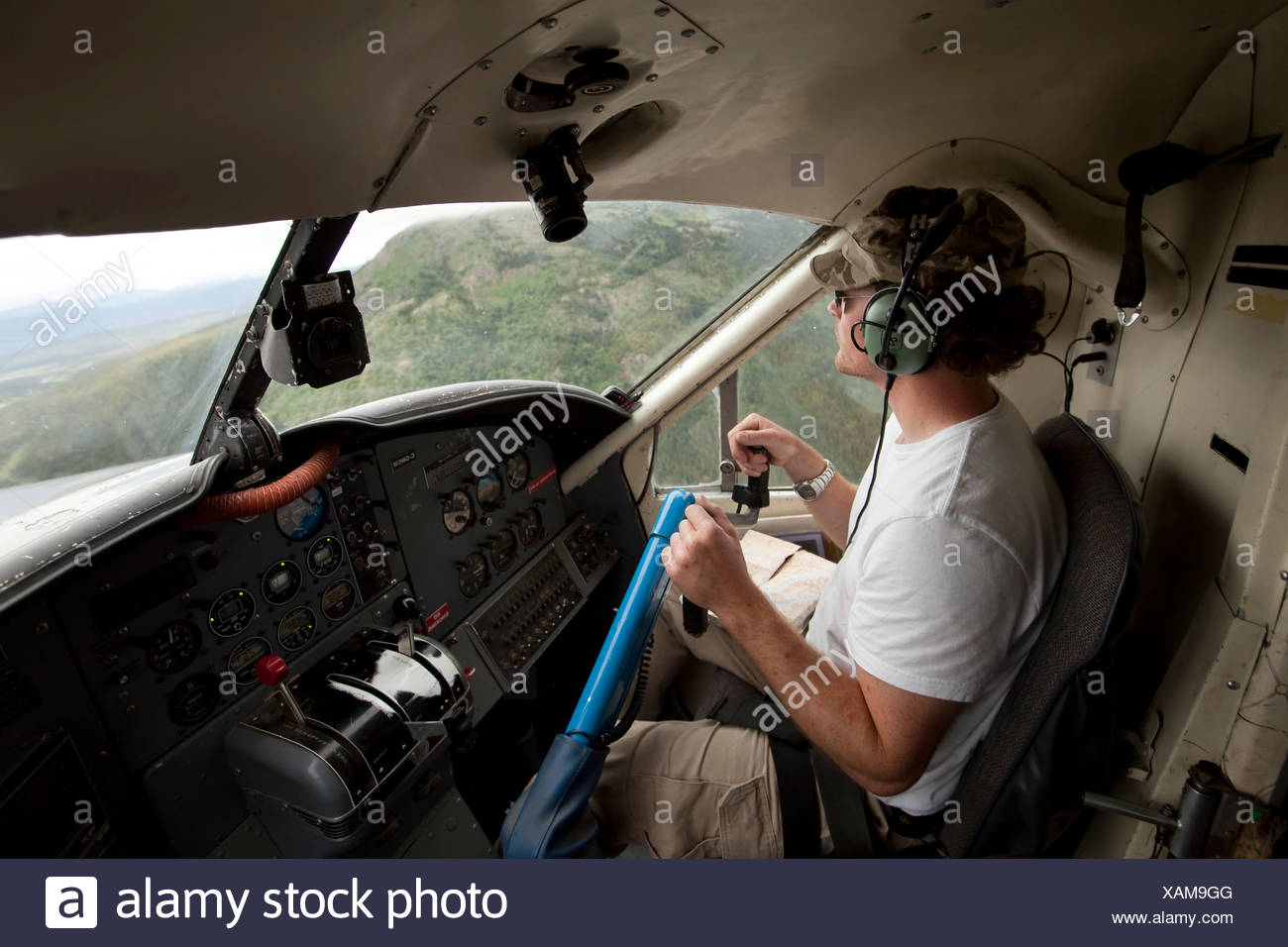 Otter Plane Cockpit High Resolution Stock Photography and Images - Alamy