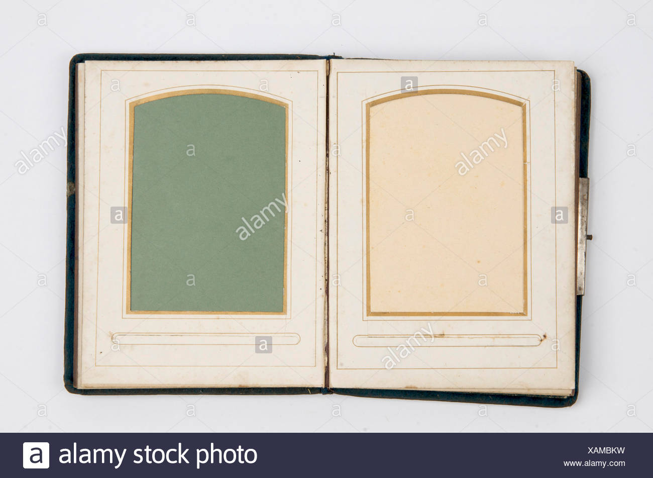 Old Photo Album Open High Resolution Stock Photography and Images - Alamy