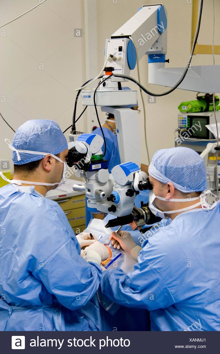 Eye Cataract Operation Stock Photos & Eye Cataract Operation Stock ...