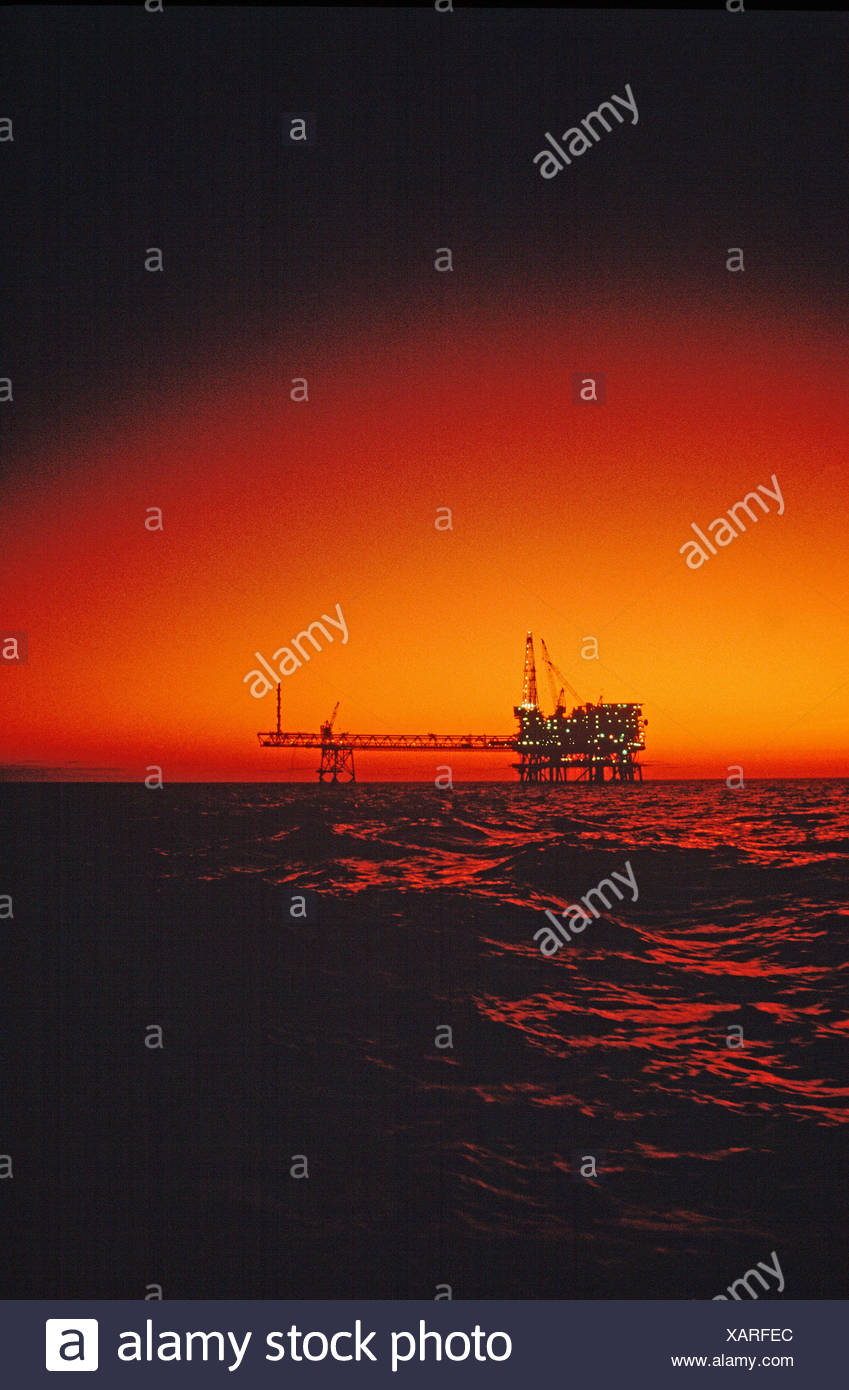 Offshore Oil Rig Australia High Resolution Stock Photography and Images ...