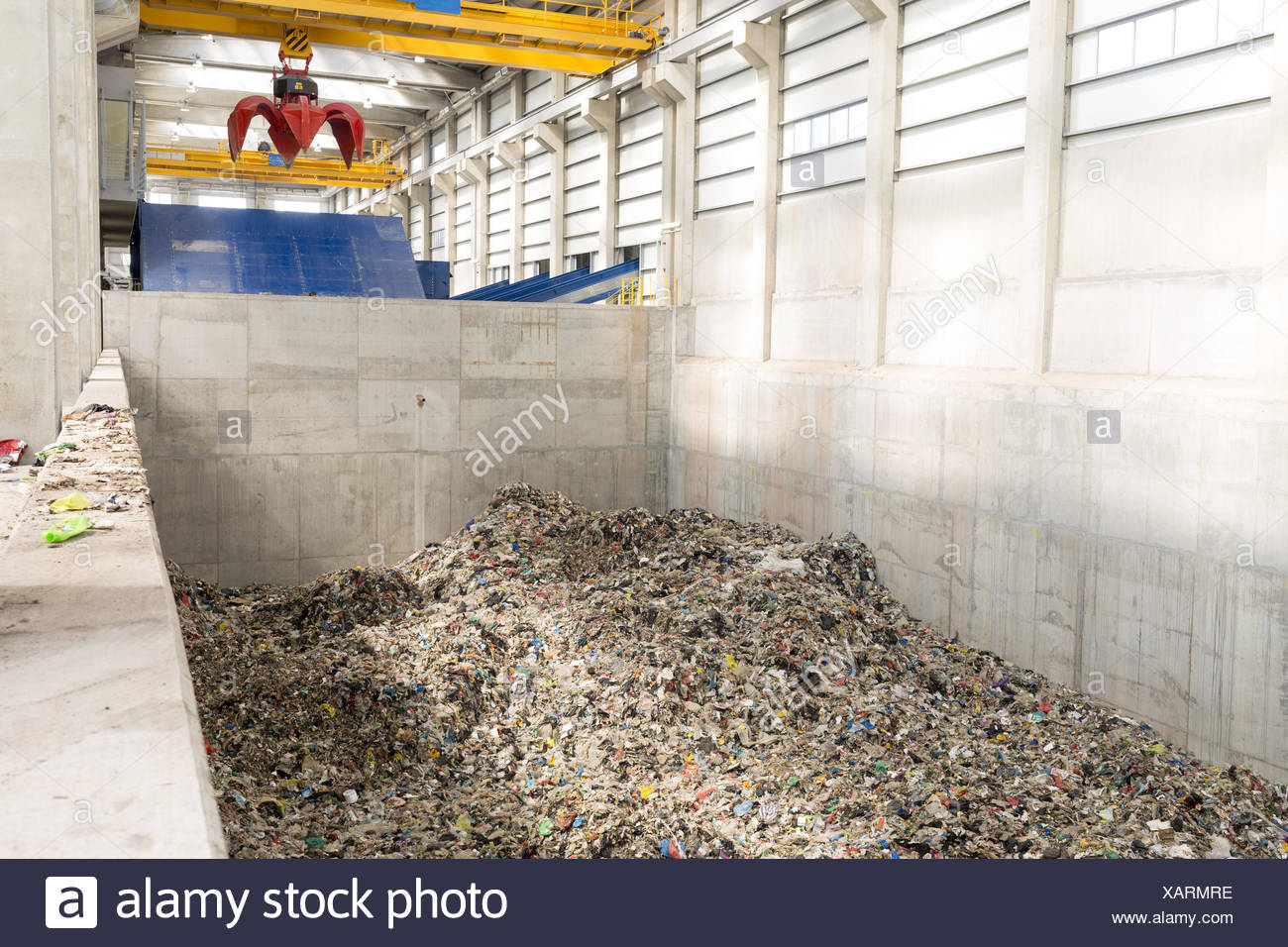 Physical Recycling High Resolution Stock Photography and Images - Alamy