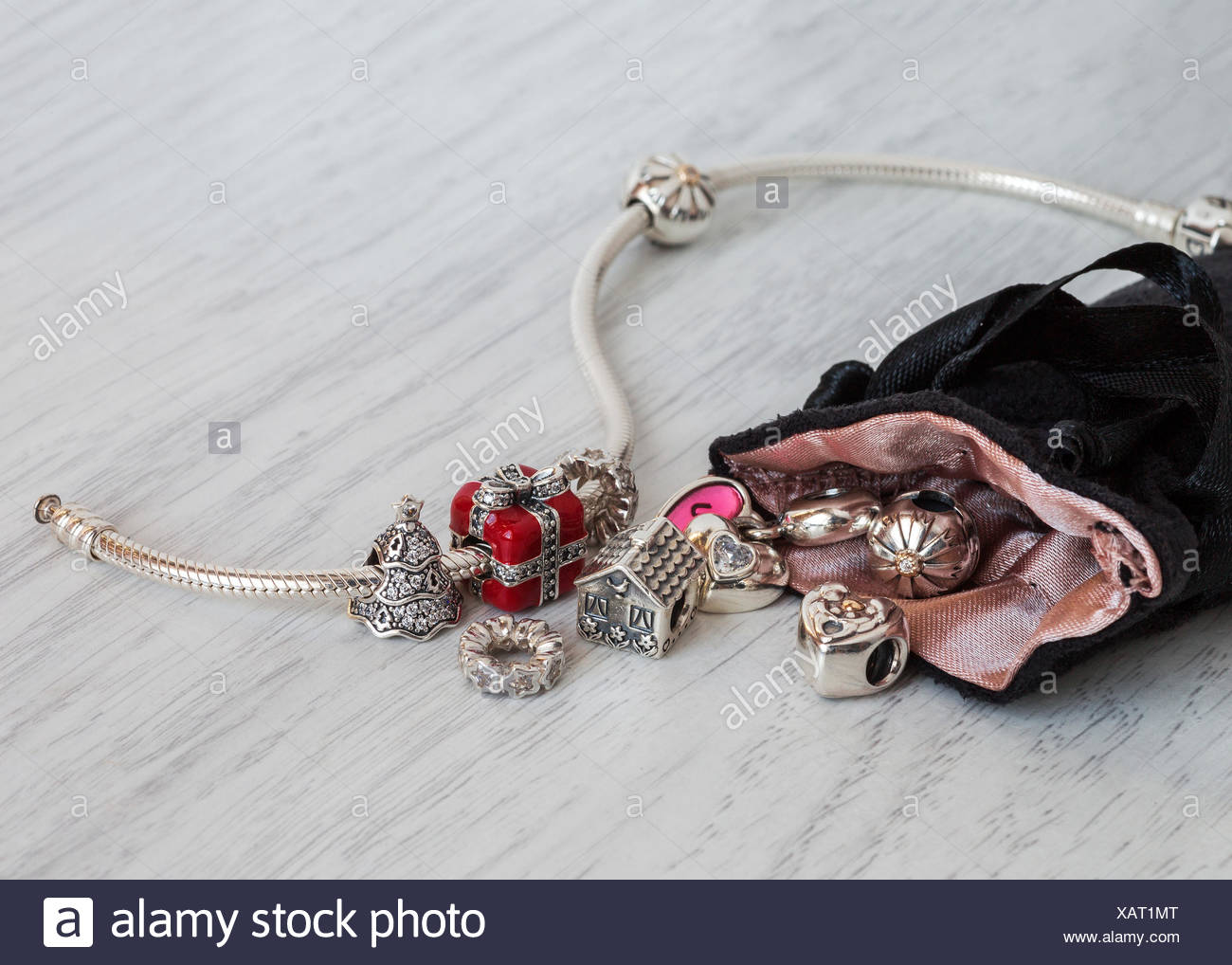 Pandora Jewelry Stock Photos & Pandora Jewelry Stock Images - Alamy
