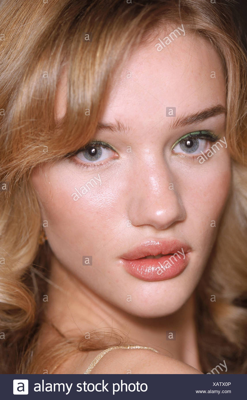 Bee Stung Lips High Resolution Stock Photography and Images - Alamy