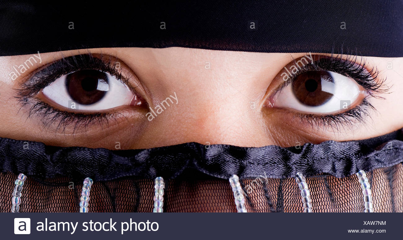 Saudi Arabia Girl Stock Photos & Saudi Arabia Girl Stock Images - Alamy
