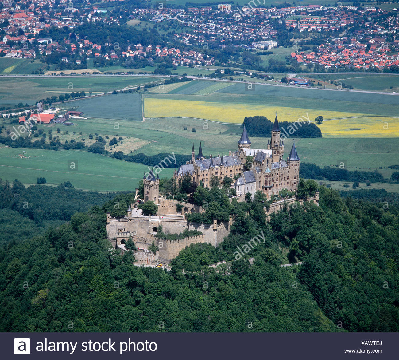Hohenzollern Castle Aerial View Castle Stock Photos & Hohenzollern ...