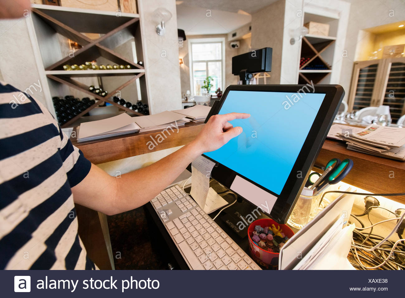 Restaurant Screen High Resolution Stock Photography and Images - Alamy