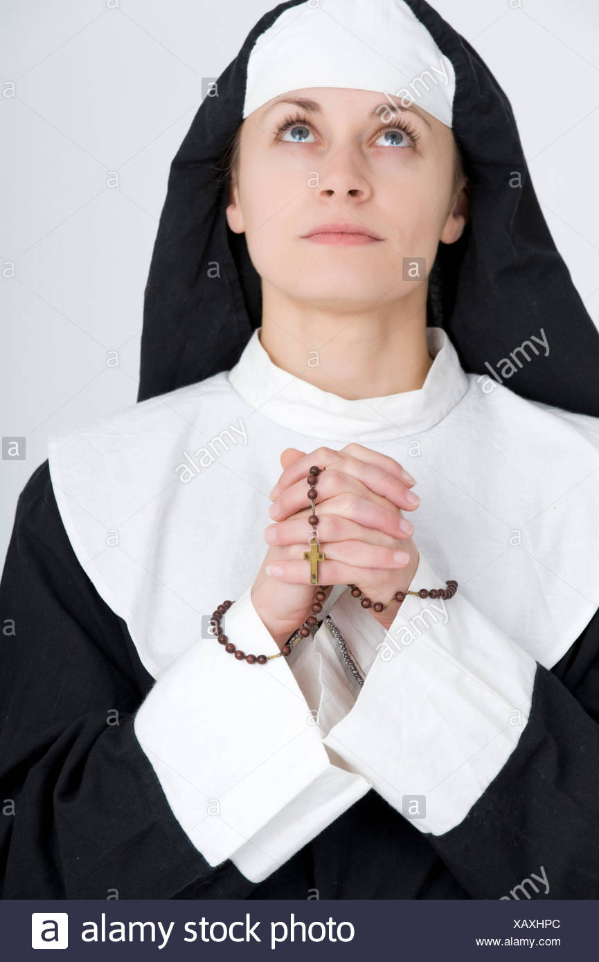 Catholic Nuns Praying High Resolution Stock Photography and Images - Alamy