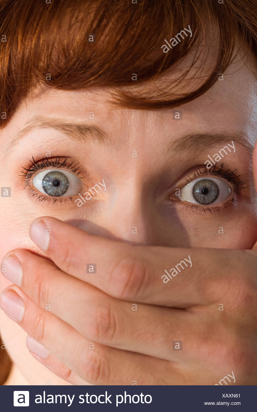 Terrified Woman Stock Photos & Terrified Woman Stock Images - Alamy