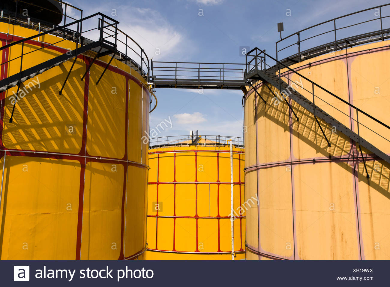 Yellow Tanks High Resolution Stock Photography and Images - Alamy
