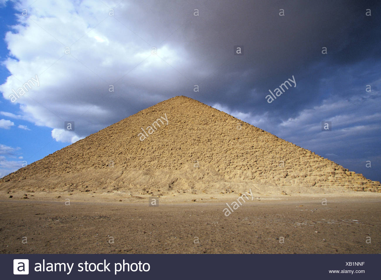 Dashur Egypt High Resolution Stock Photography and Images - Alamy