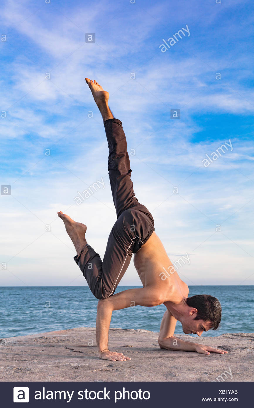 Hand Poised High Resolution Stock Photography and Images - Alamy