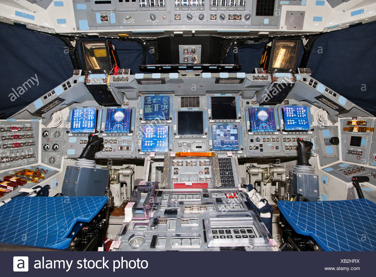 Nasa Space Shuttle Cockpit Stock Photos & Nasa Space Shuttle Cockpit ...