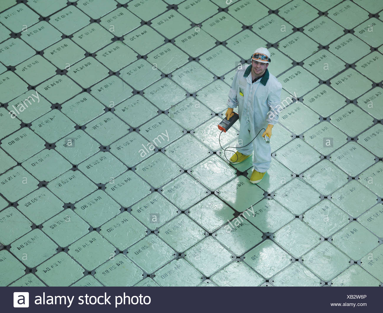 Mound Of Clothes High Resolution Stock Photography and Images - Alamy