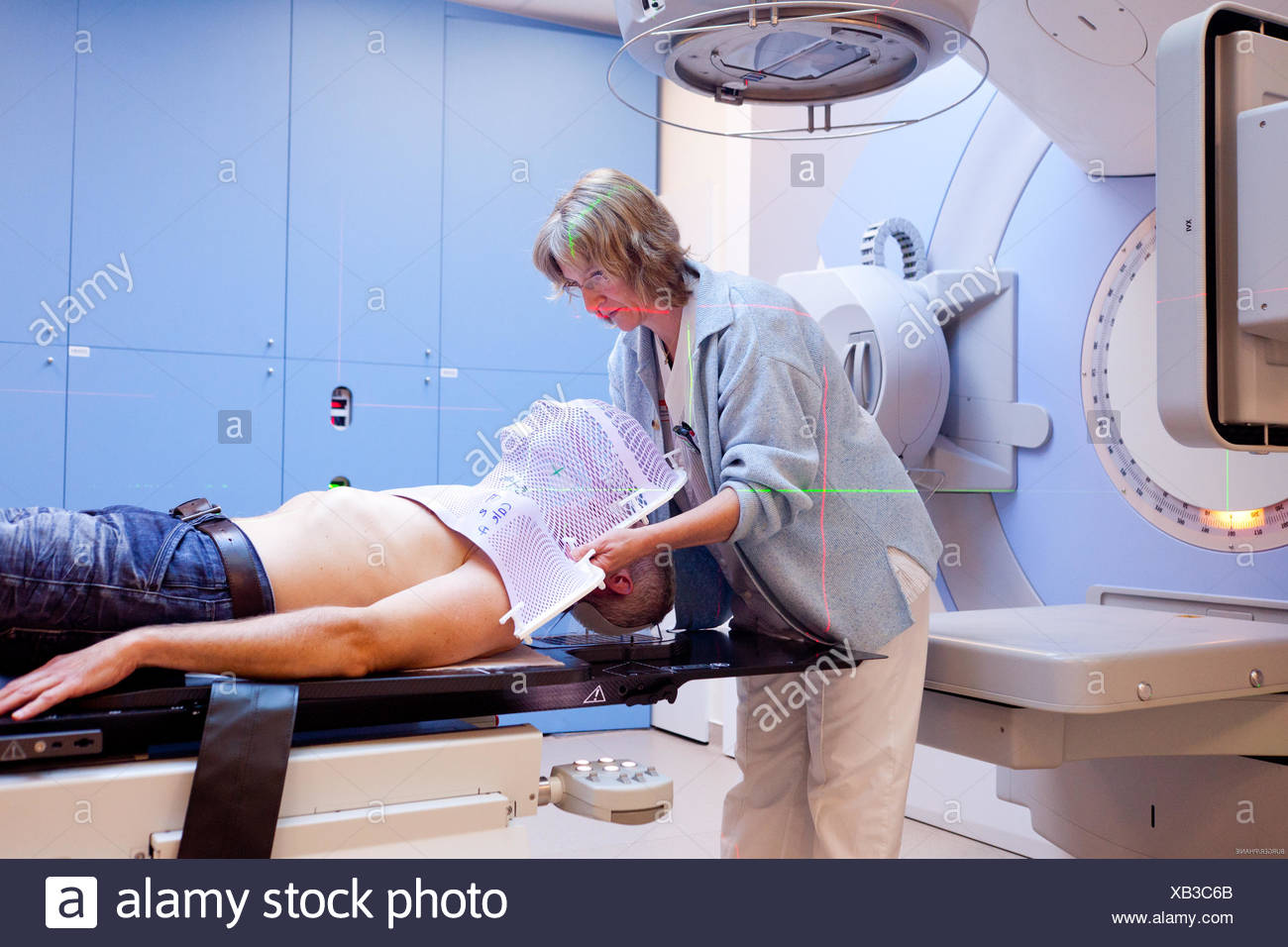 Radiotherapy Mask Stock Photos & Radiotherapy Mask Stock Images - Alamy