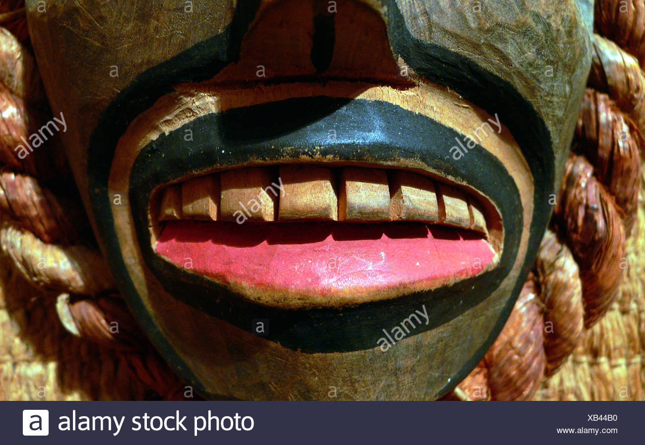 Native American Wood Mask High Resolution Stock Photography and Images ...