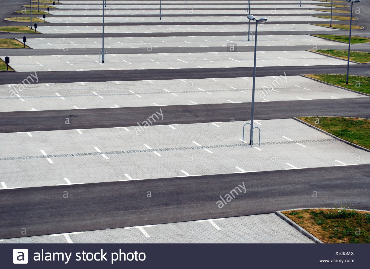 Parking Space Stock Photos & Parking Space Stock Images - Alamy