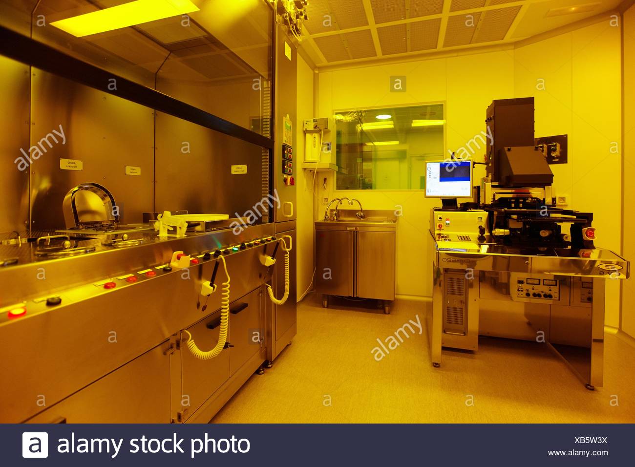 Photolithography Mask Stock Photos & Photolithography Mask Stock Images ...