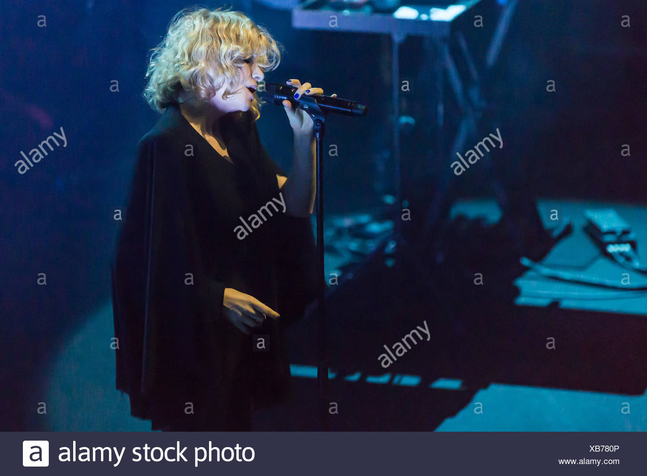 Alison Goldfrapp Stock Photos & Alison Goldfrapp Stock Images - Alamy