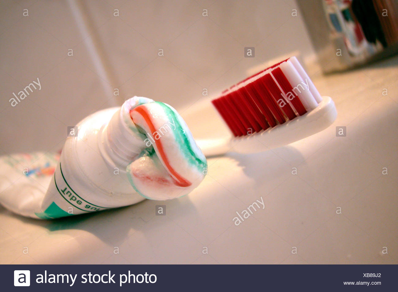 Dentifrice Stock Photos & Dentifrice Stock Images - Alamy