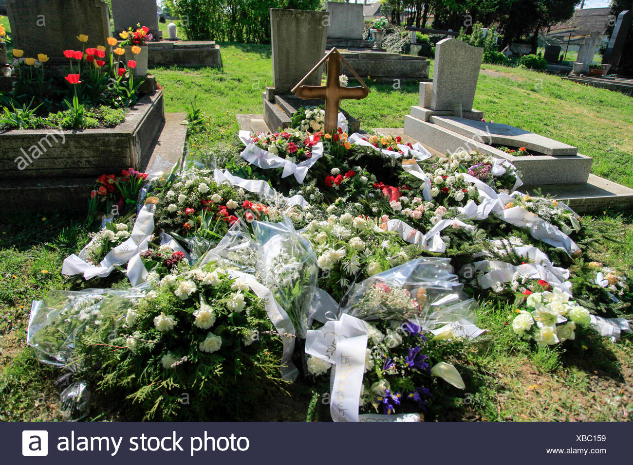 Fresh Grave High Resolution Stock Photography and Images - Alamy