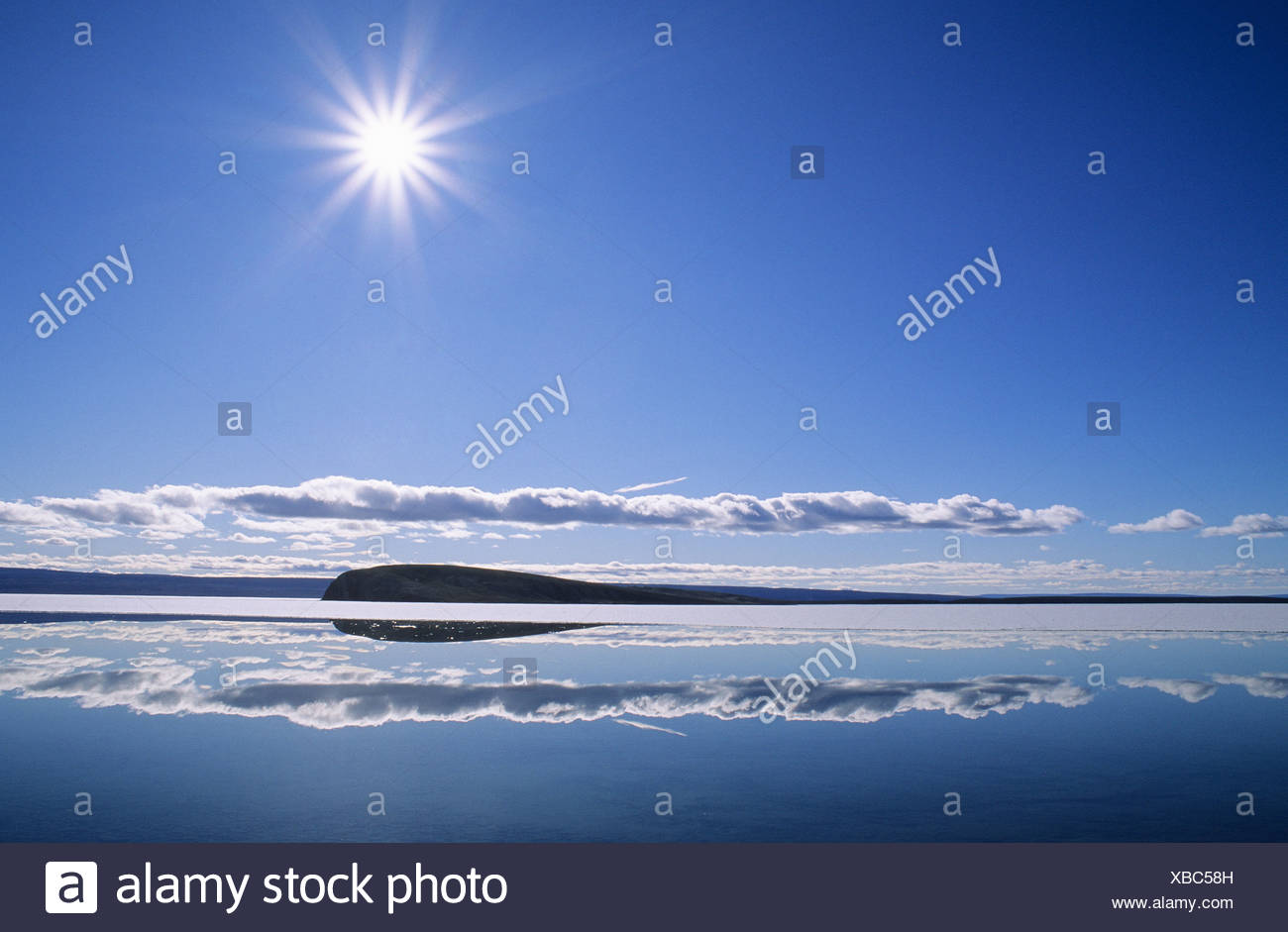 Lake Hazen Stock Photos & Lake Hazen Stock Images - Alamy