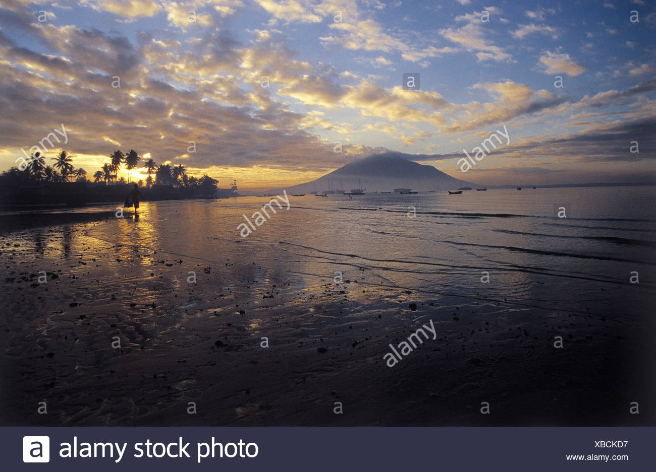 Lembata Island High Resolution Stock Photography and Images - Alamy