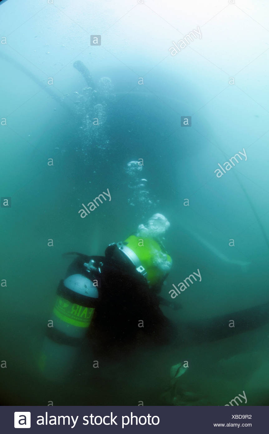 Professional Diver At Work Underwater High Resolution Stock Photography ...