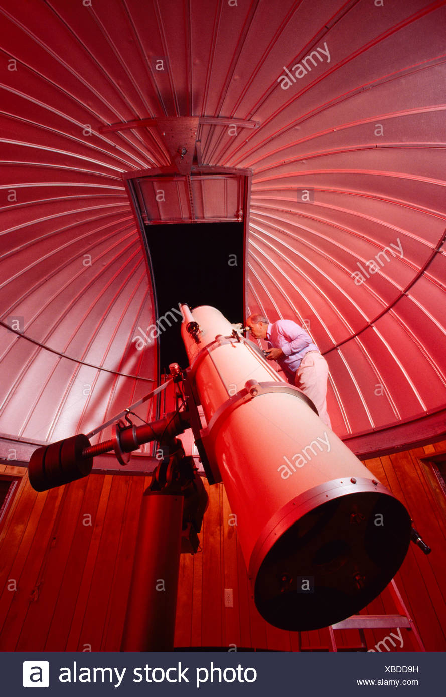 Reflecting Telescope High Resolution Stock Photography and Images - Alamy