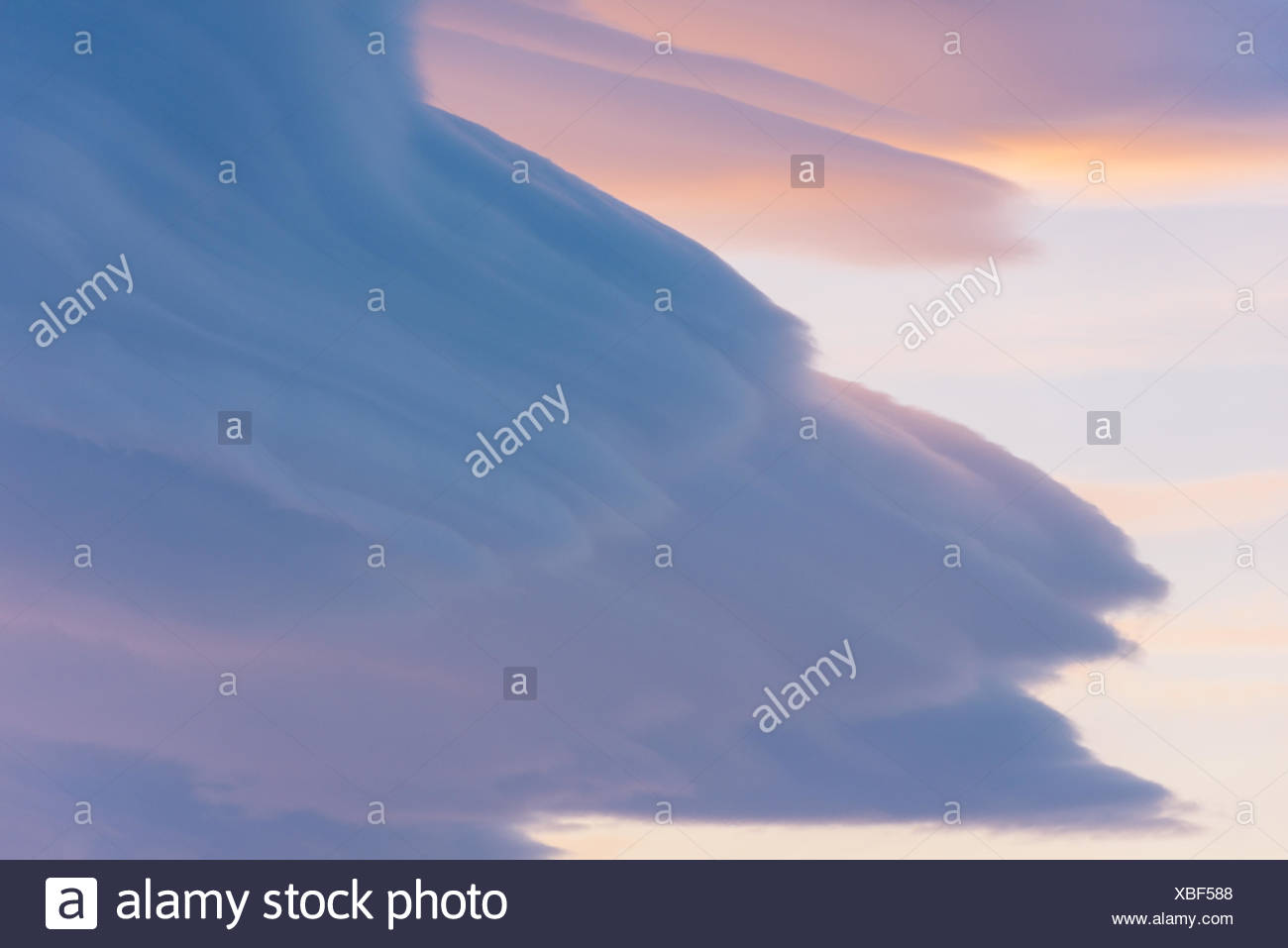 Altocumulus Standing Lenticularis High Resolution Stock Photography and Images - Alamy