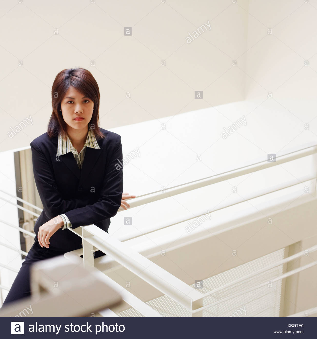 Leaning Over Rail Stock Photos & Leaning Over Rail Stock Images - Alamy