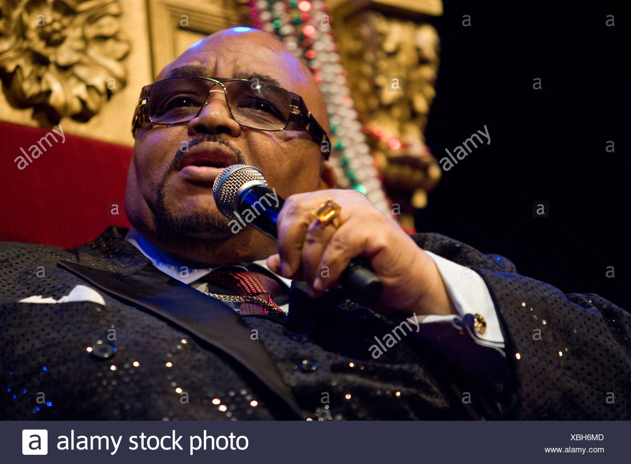 Rhythm And Blues Singer High Resolution Stock Photography and Images ...