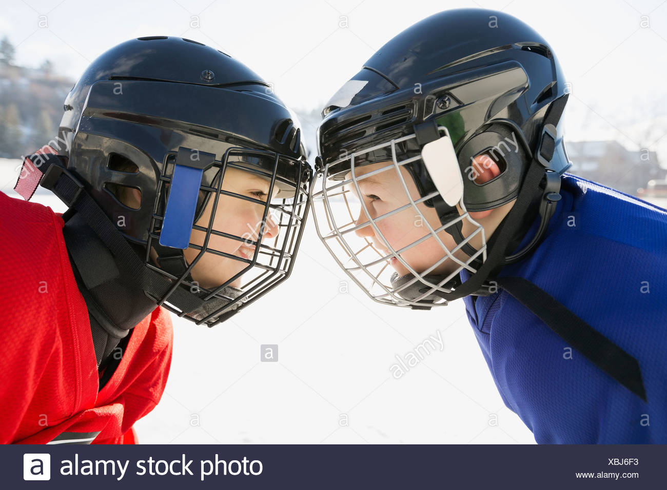 Two People Facing Each Other Stock Photos & Two People Facing Each ...