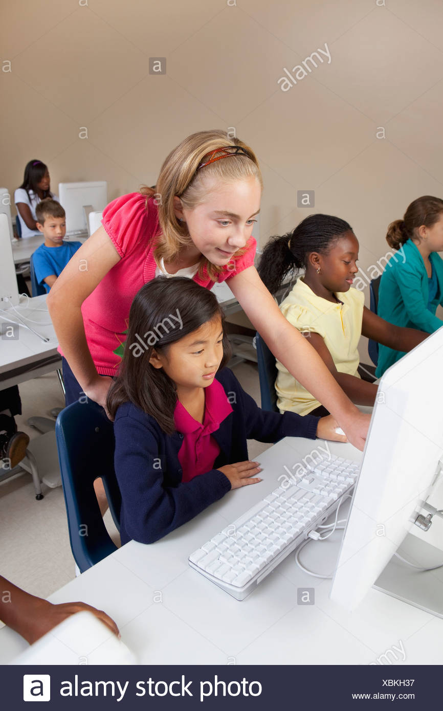 Female Pupils Students High Resolution Stock Photography and Images - Alamy