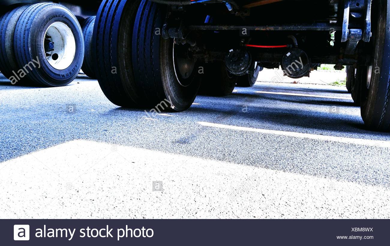 Undercarriage Stock Photos & Undercarriage Stock Images - Alamy