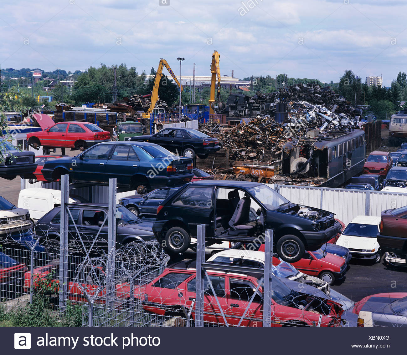 Wrecking Yard Stock Photos & Wrecking Yard Stock Images - Alamy