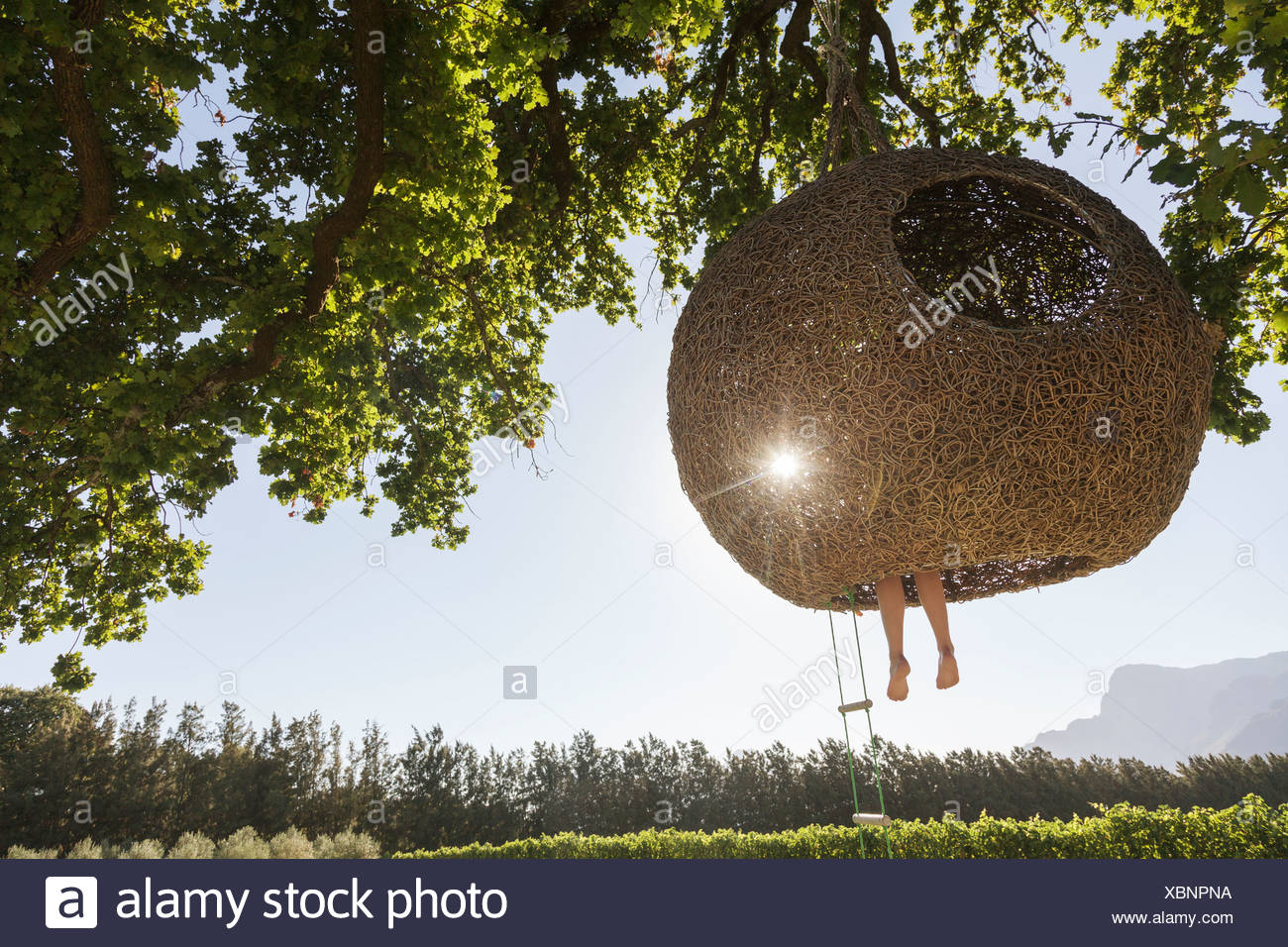 Dangling Feet Stock Photos & Dangling Feet Stock Images - Alamy