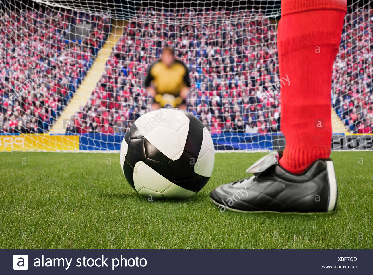 Ccer Pitch High Resolution Stock Photography and Images - Alamy