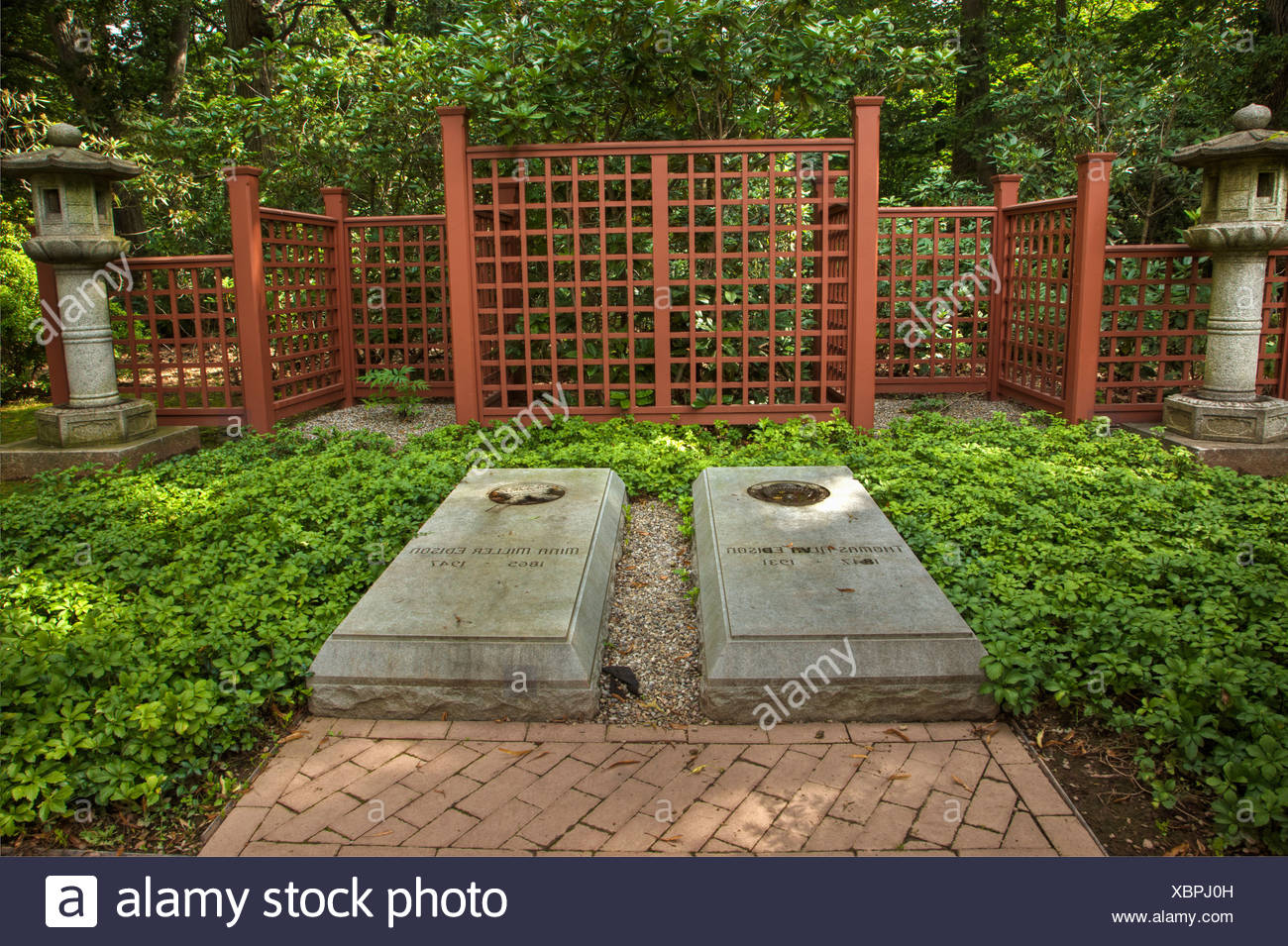 Grave Of Thomas Edison High Resolution Stock Photography and Images - Alamy