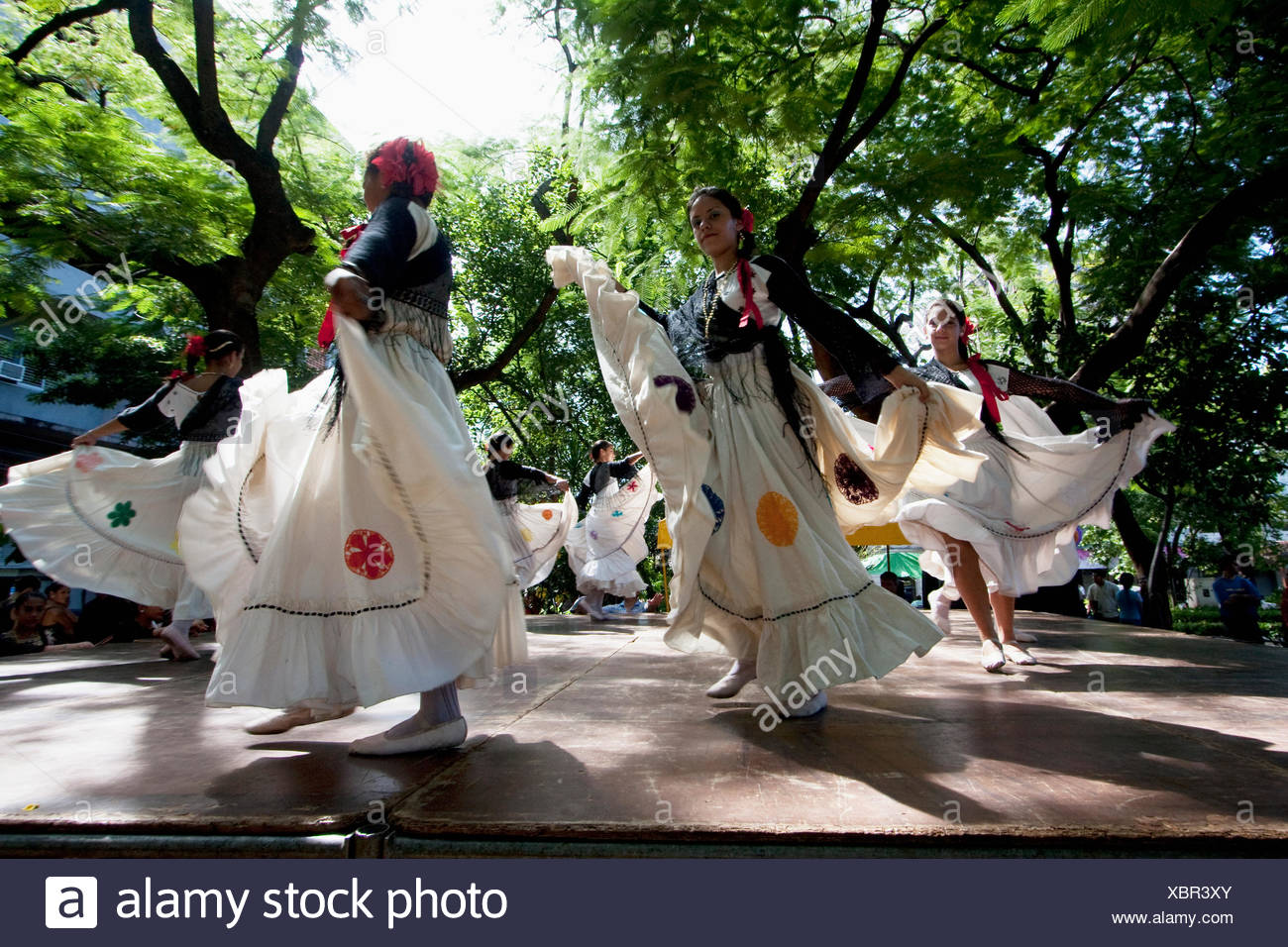 Paraguay Traditional Dress Stock Photos & Paraguay Traditional Dress ...