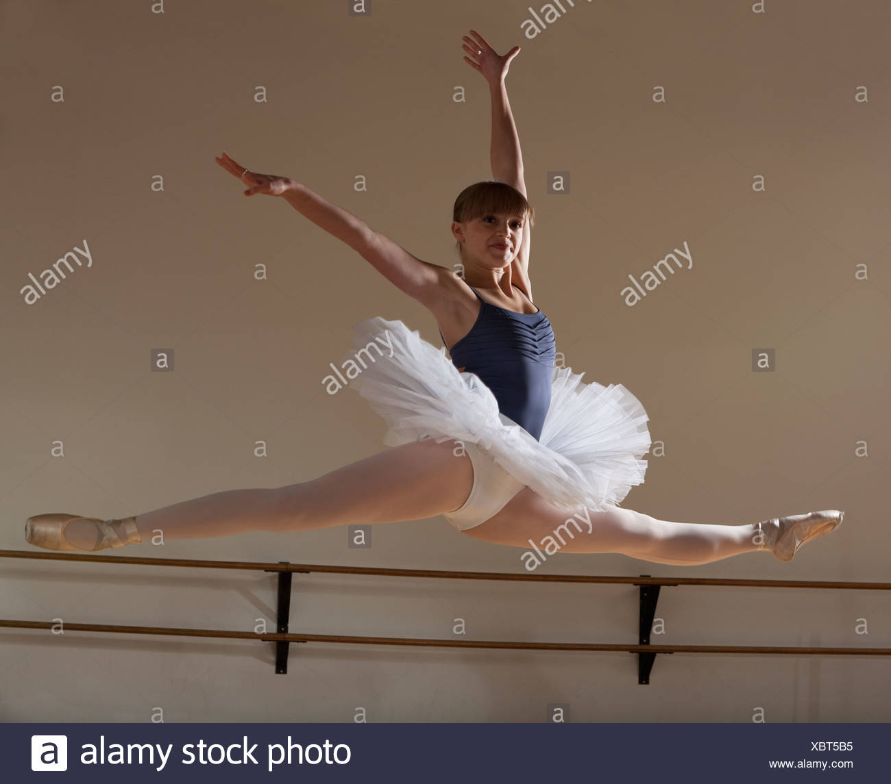Female Ballet Dancers Performing High Resolution Stock Photography and ...