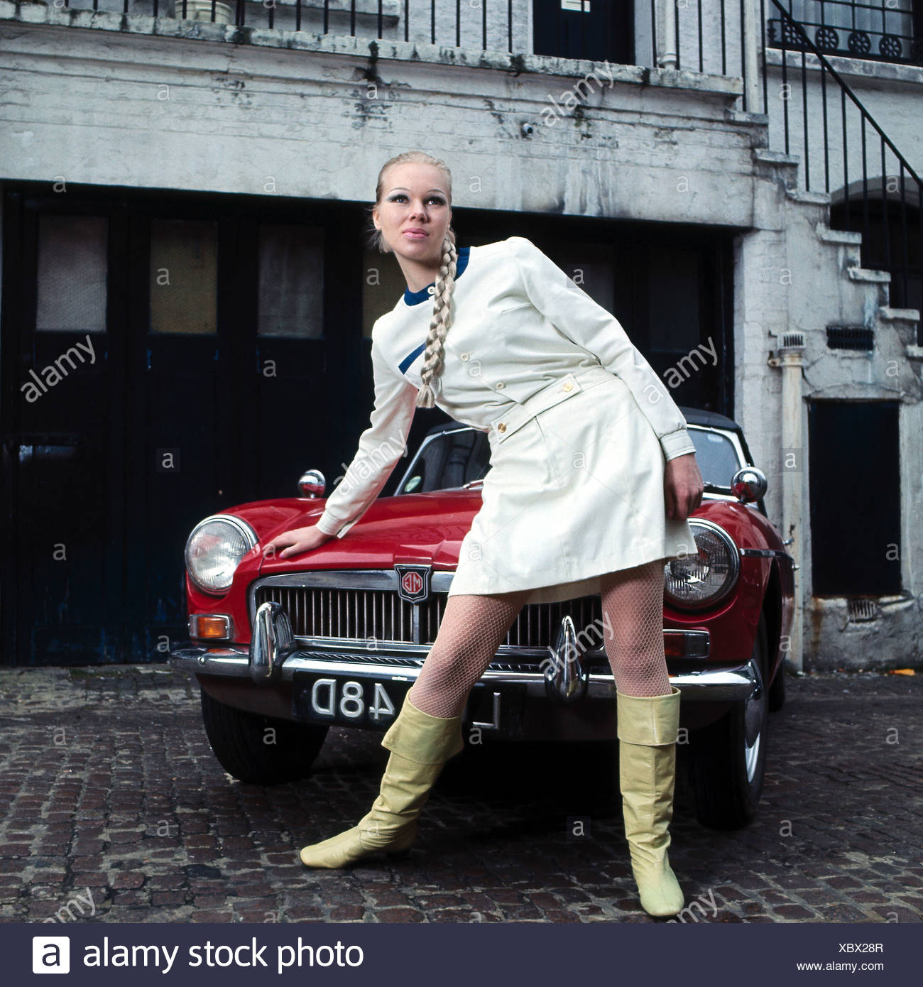 Female Model Posing Car High Resolution Stock Photography and Images ...